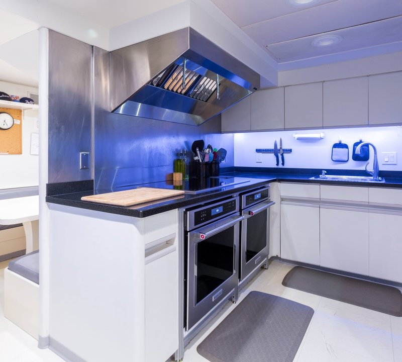 SEA FALCON Yacht Charter Details, Angus Yachts | CHARTERWORLD Luxury ...